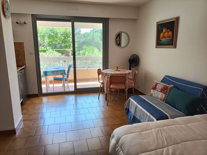 Studio 2 Minutes Plage Boulouris - Agay