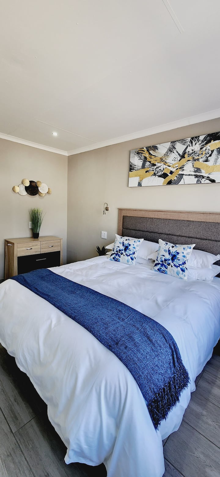 180 On Emmet, Apartment 1 - Vryheid