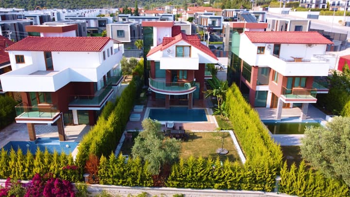 ÖZel Havuzlu Luxury Al-zuharia-3 - Kuşadası