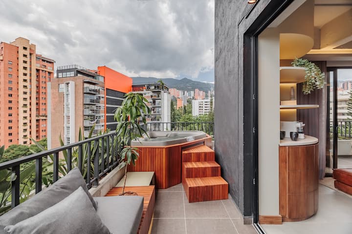 |Ep| Top-tier Apartment W/jacuzzi, Ac, Terrace - Medellín