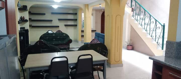 Departamento Duplex De 5 Hab En Centro De Cuenca - Cuenca