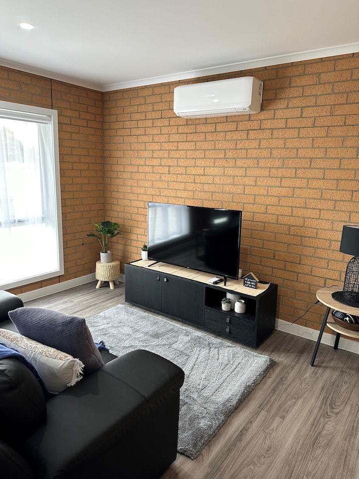L'barza Modern 1br Apartment Close To Cbd - Shepparton