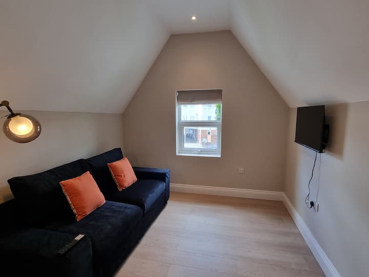 Bed & Sofa-bed Loft Apartment. Central Bournemouth - Bournemouth