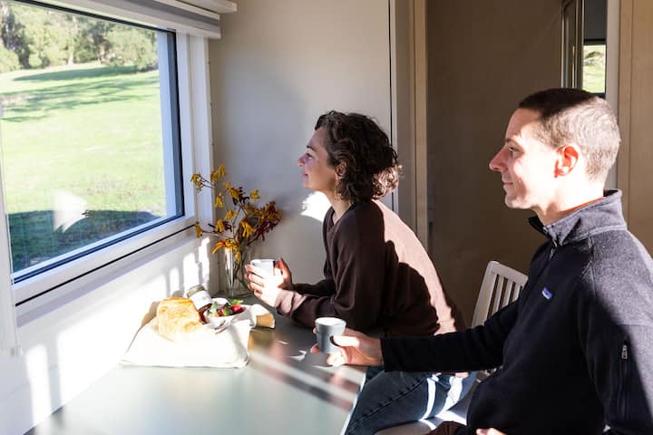 Sanctuary Train, Your Tiny House Nature Stay - Walpole