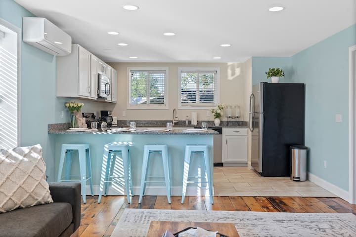 Oob 3br Retreat | Hot Tub, Grill & Walk To Beach - Old Orchard Beach, ME