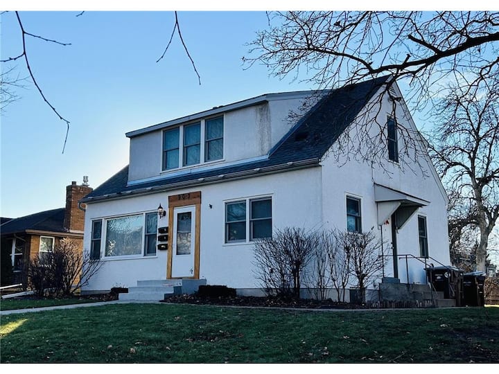 Quaint West St. Paul Apartment - Saint Paul, MN