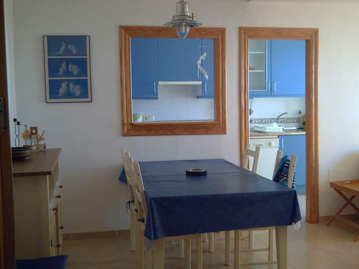 Primera Linea De Playa Todo Vistas Al Mar - Roquetas de Mar