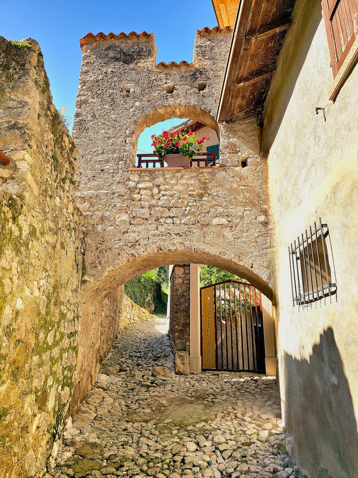Casa Antico Borgo
N.3 - Malcesine