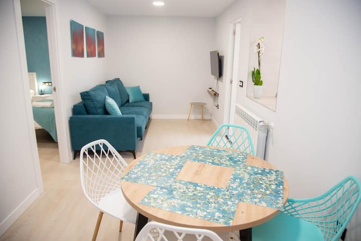 Pregonero Urban Suites - Azul - Soria