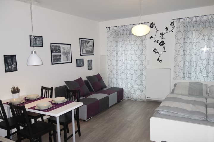 Cozy Studio With Free Parking - Prague