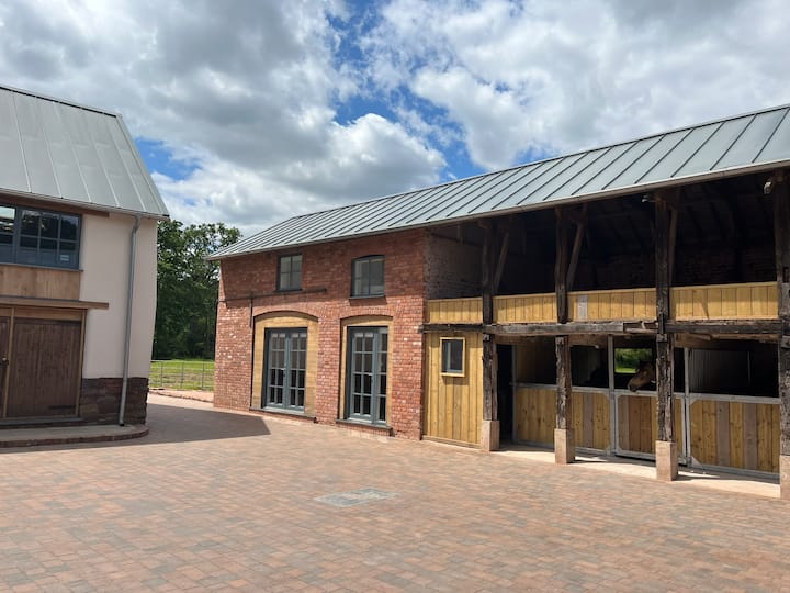 The Piggery At Shobrooke Mill - Exeter