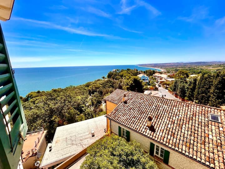 Paulis [Amazing Seaview, Centre, Close To The Sea] - Sirolo