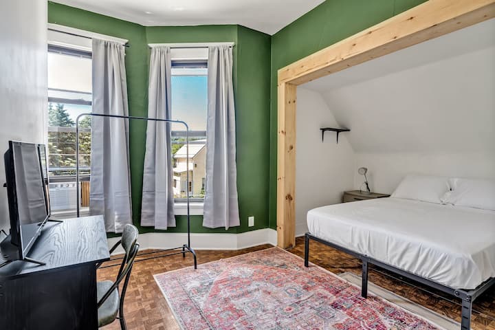 Cozy Co- Living Room E - Evansville, IN