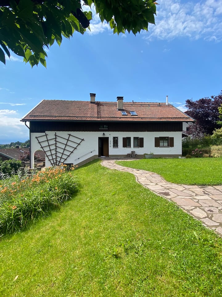Landhaus Mit Bergpanorama - Chiemsee