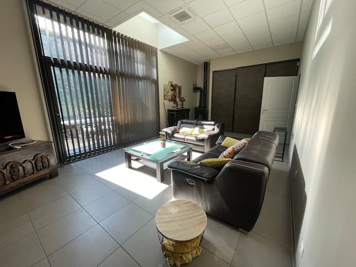 Loft Centre Ville Et Jardinet - Brive-la-Gaillarde