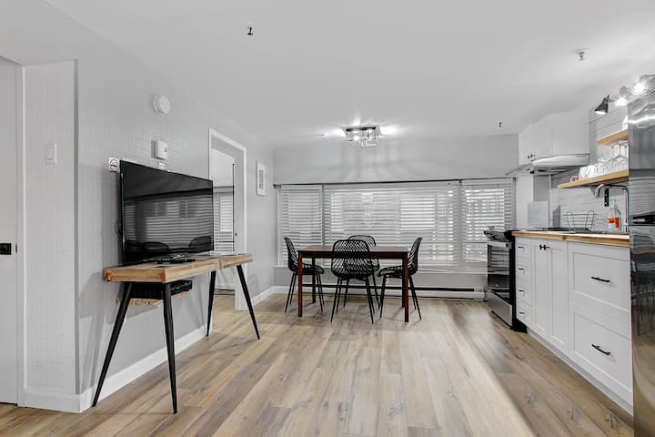 #102 - Nice Suite Downtown- Rénovée/stat Dispo$ - Québec, QC