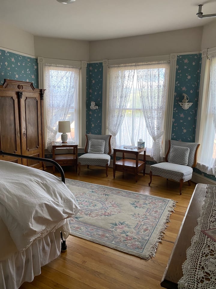 Gable House B&b - Heather & Marie Suite - Durango, CO