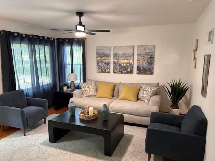 Cozy Haven - Topeka, KS