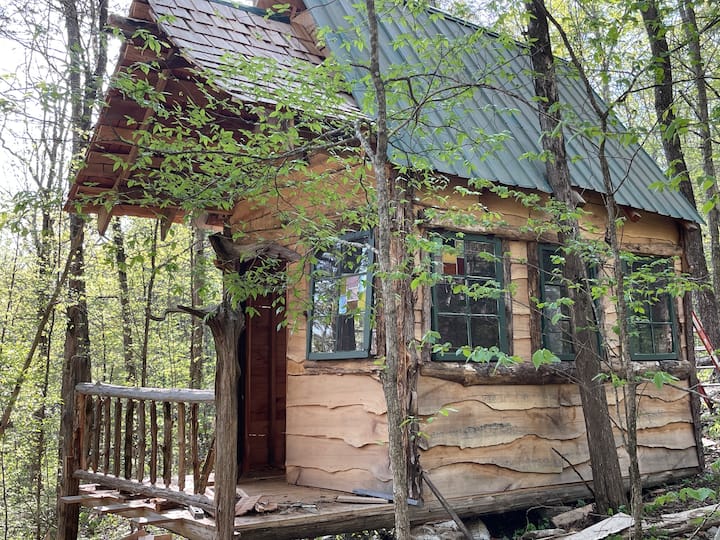 Whispering Falls Remote Hideaway - Jasper, TN