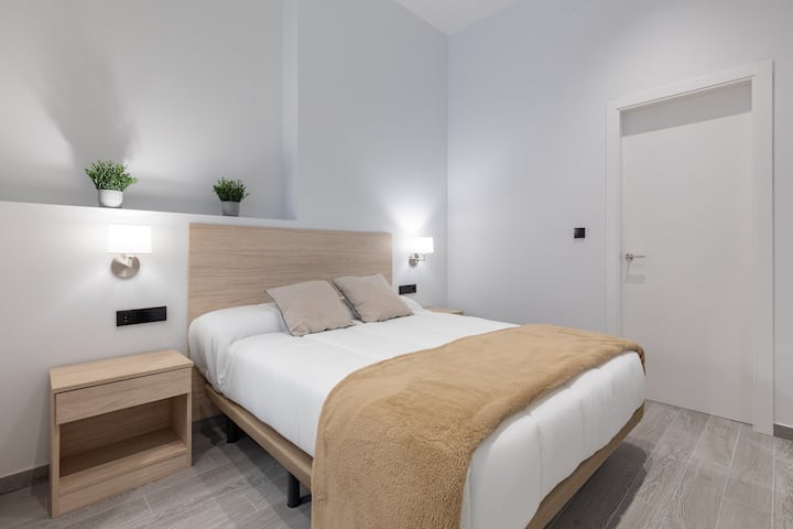 Apartamento Nuevo A Estrenar Cerca Del Mar. - Valencia