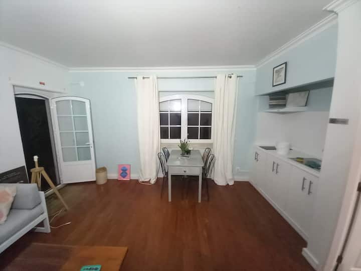 Cute 1 Bedroom Mini-apartment - Colares