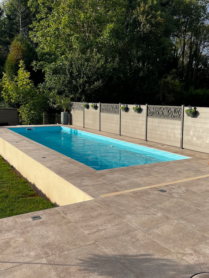 Maison Spacieuse Piscine - L'Isle-Adam