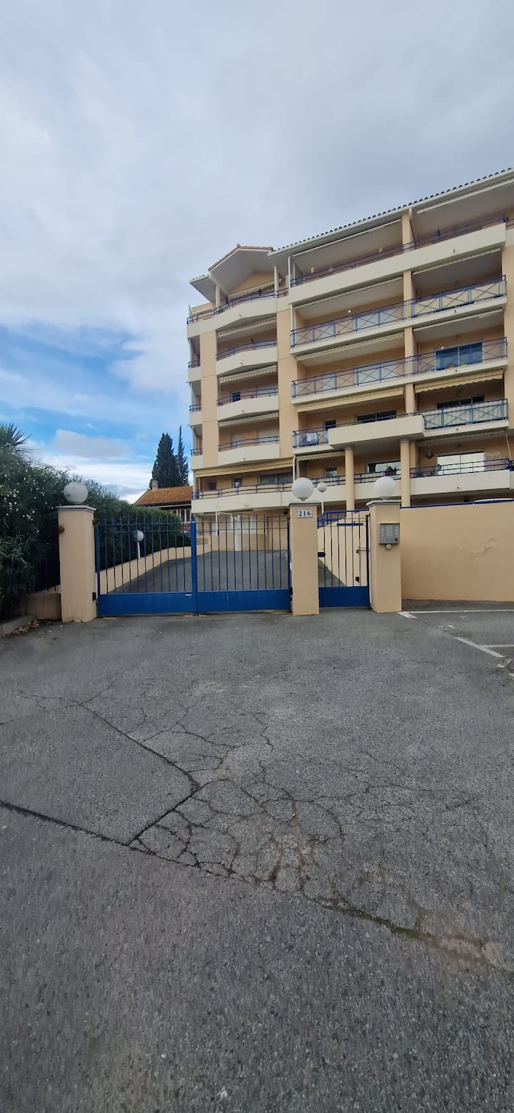 Appartement à 500m De La Mer - Saint-Raphaël