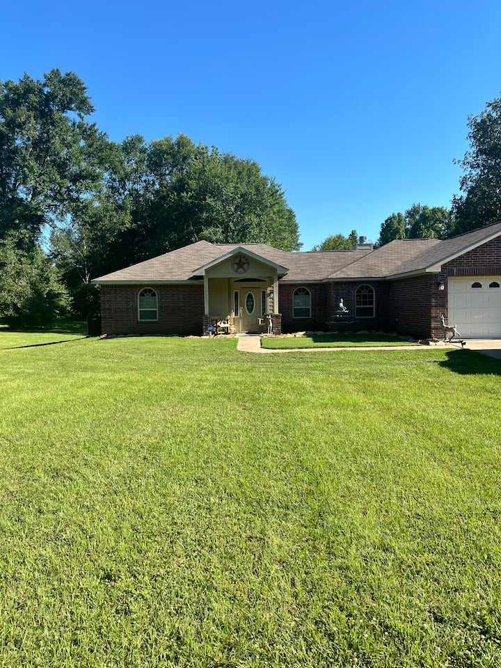 Spacious Home Near Zoo And Expo - Lufkin, TX