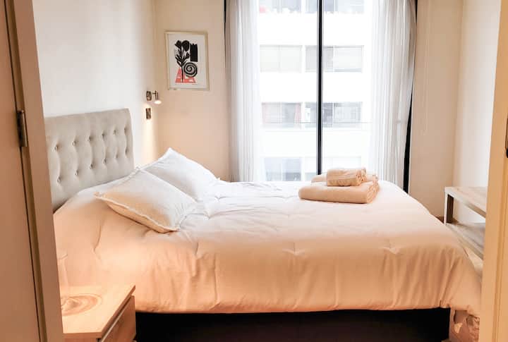 Apartamento Cama + Sofá Cama, Cercano A Metro - Las Condes