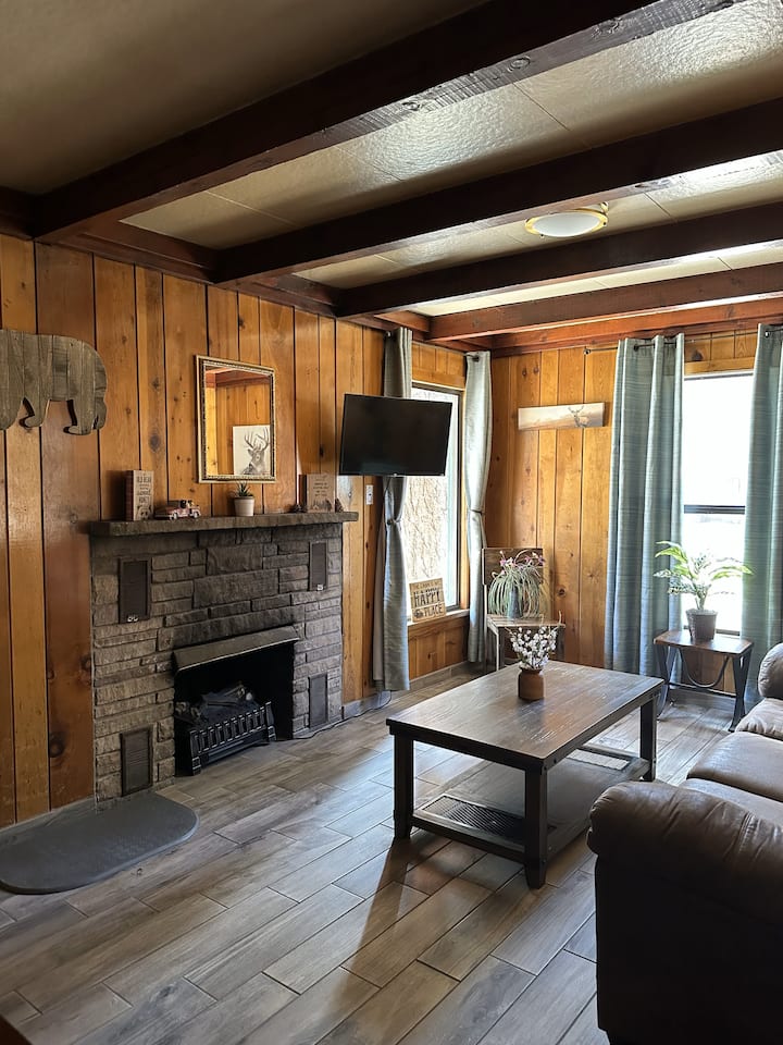 Mountain Trailhouse. Dogs Ok, White Sands-40min - Cloudcroft, NM