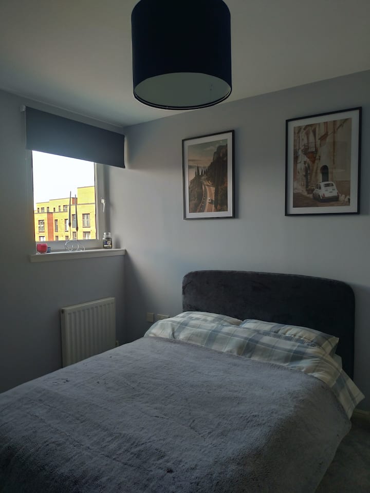 Two Bedroom Flat In Leith - Edimburgo