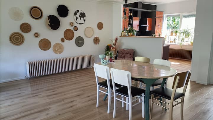 Woning In Opoeteren - Maaseik