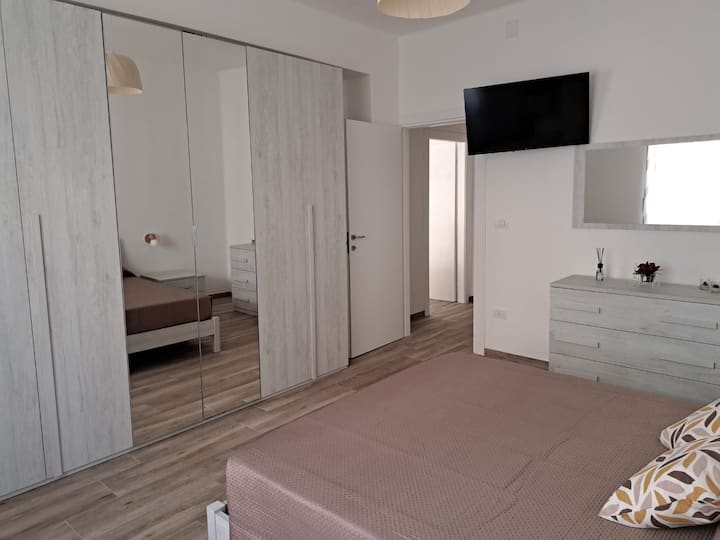 Appartamento Con Tutti  Comfort - Brindisi