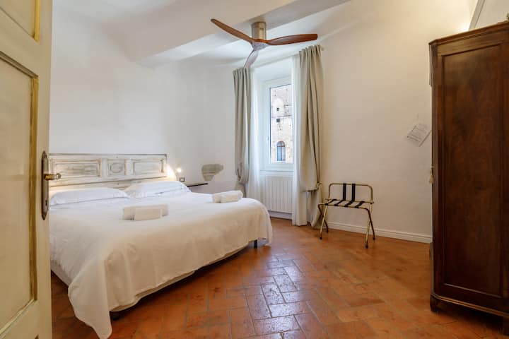 Guesthost - Charme In The Historic Centre Of Siena - Siena