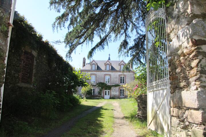 Chambre 4 - Manoir Du Moulinier, Petit Déj. Inclus - Machecoul
