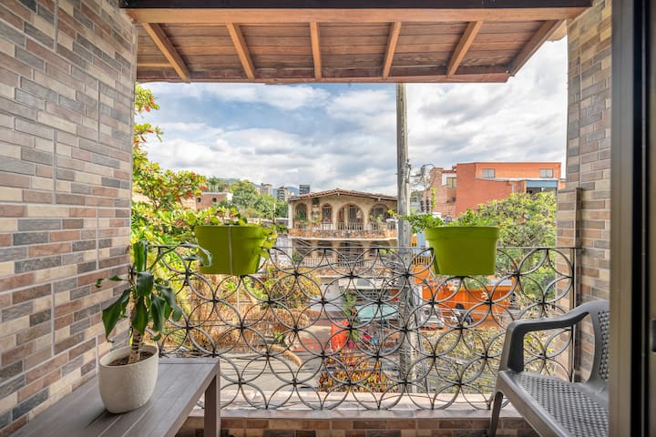 Manila El Poblado Balcony Ac Fast Wifi Views St1 - Medellín