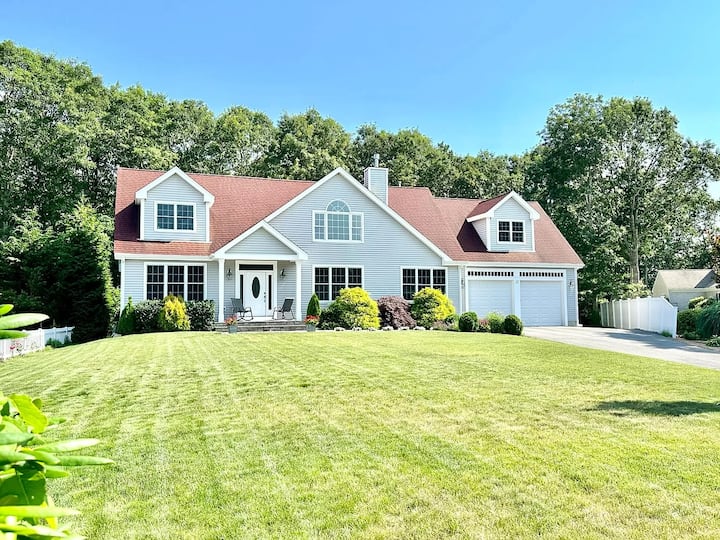 New! Luxury Beach Living - Steps To The Shore - South Yarmouth