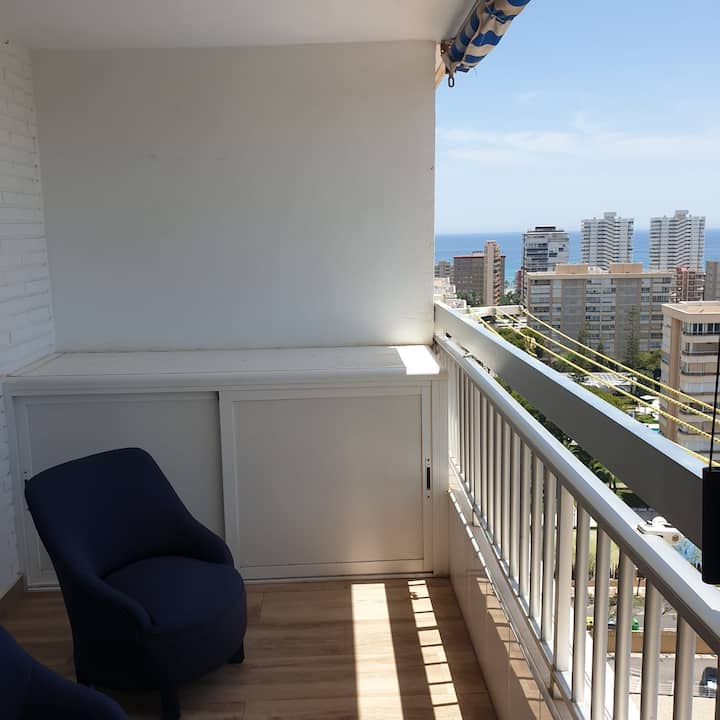 Sol, Vistas Al Mar, Gran Playa. - San Juan de Alicante