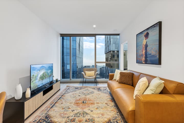 Stunning City Views + Best Cbd Location W/ Pool - Melbourne