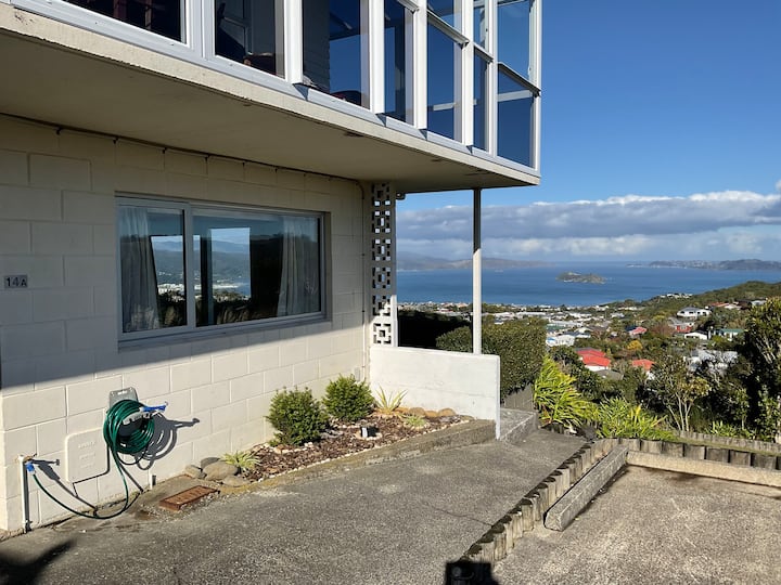 Bunker With A View. - Wellington