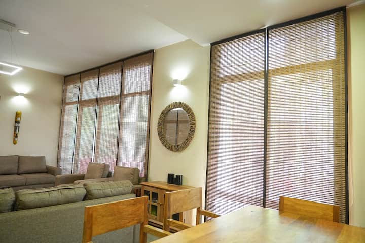 Villa Applewood Ahmedabad - 阿默達巴德