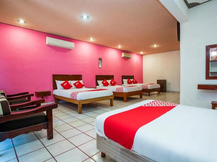 Standard Four Beds With View - Chetumal