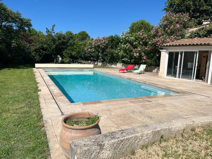 Villa 195 M2 3ch 3 Sdb Piscine - Montélimar