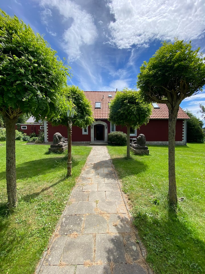 Landhaus Mit 9 Schlafzimmern/bad - Lehrte