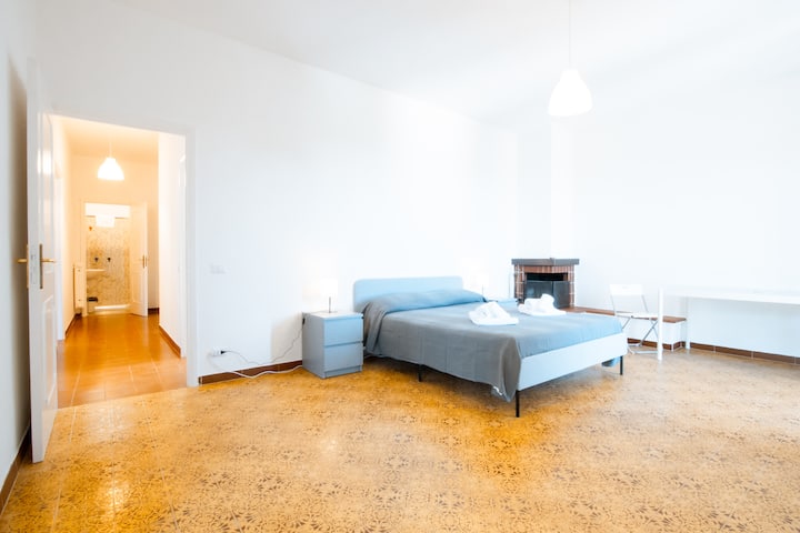 Beach Front Villa - Bari