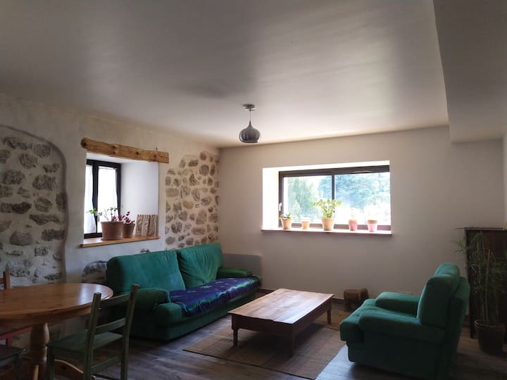 Appartement Clair, Frais Et Lumineux à Jaujac - Jaujac