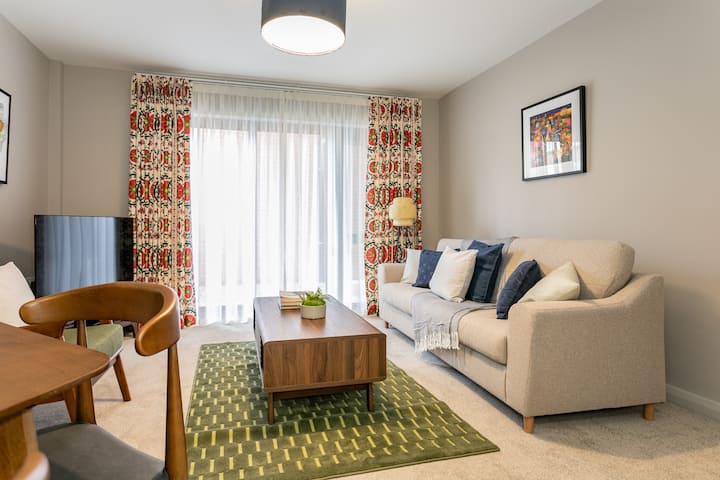 City Apartment With Parking (A1) - Belfast