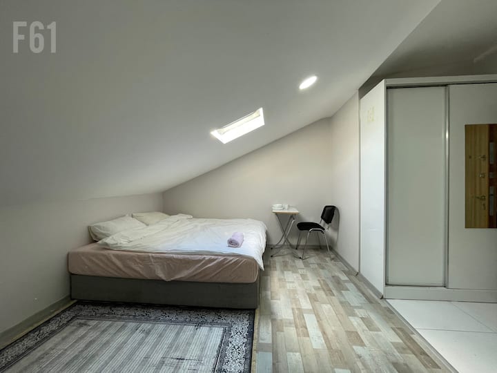 Elevator And Air-conditioned Studio In ŞIrinevler - Estambul