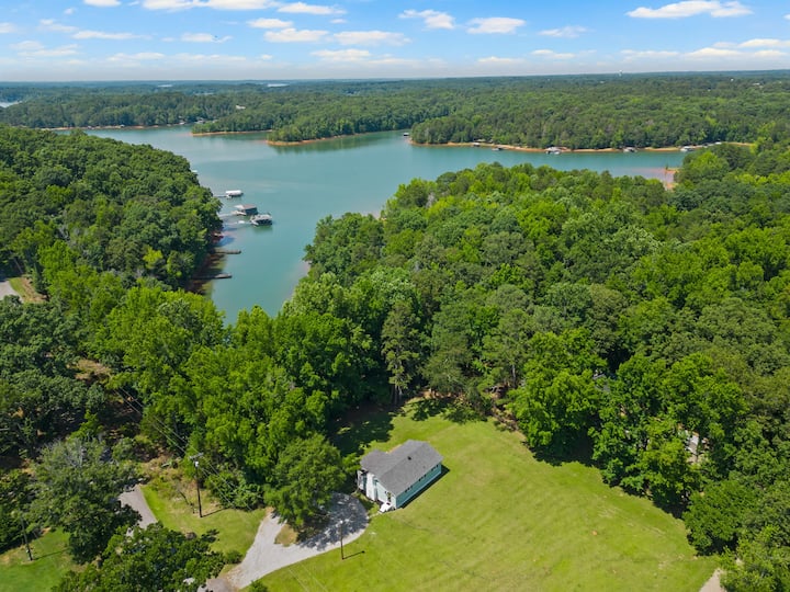 Cottage In The Cove Lake Hartwell 
Lots Of Parking - Sadlers Creek State Park, Anderson