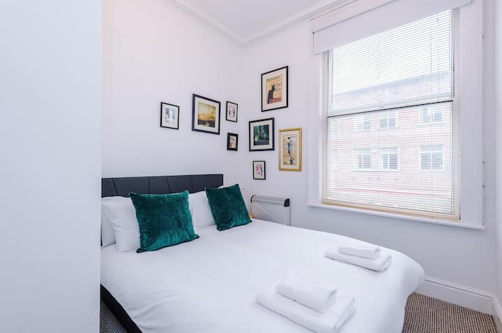 Delightful Apartment In The Centre Of Chester - Chester, UK